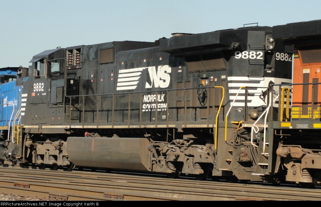 NS 9882